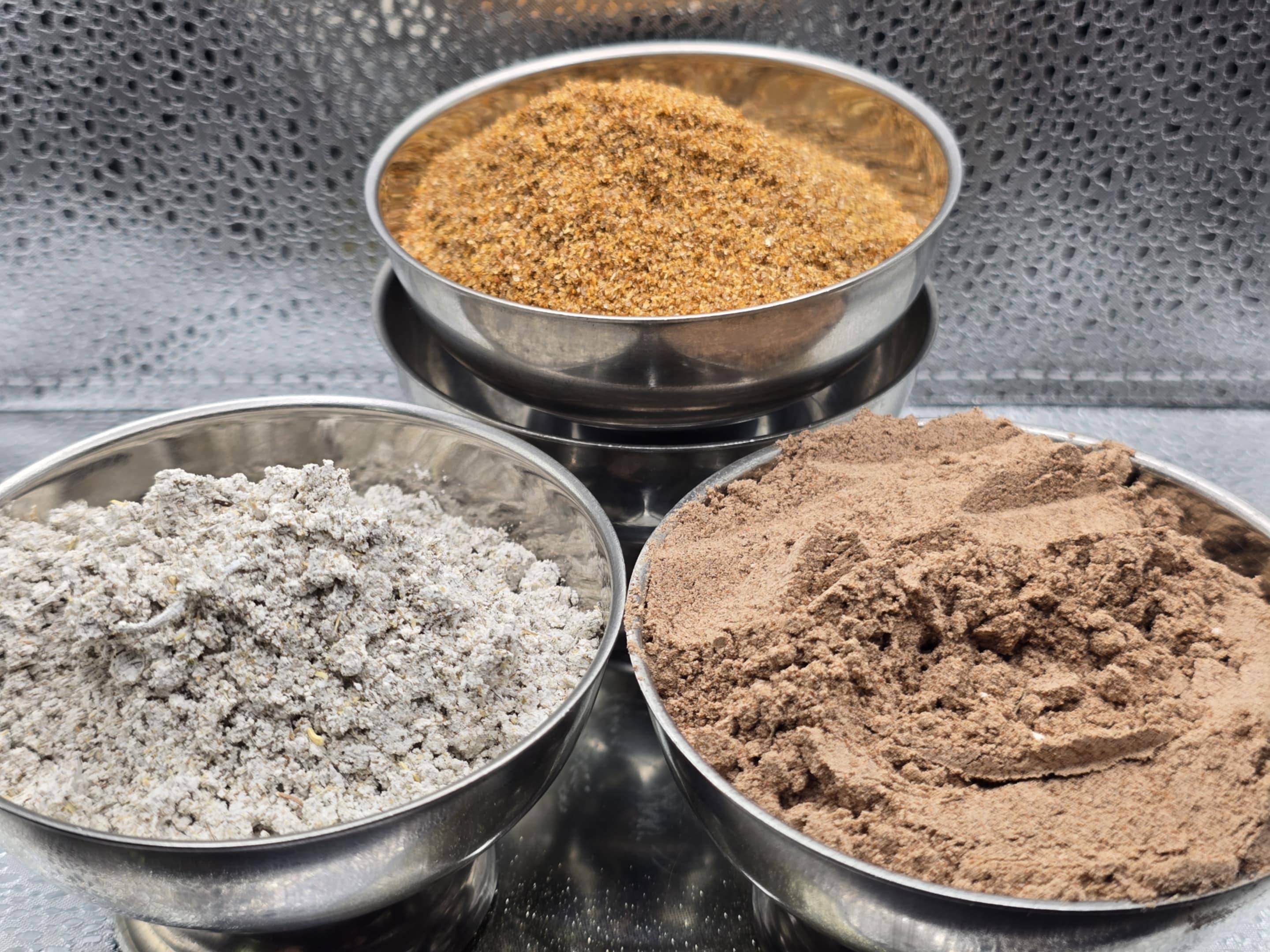 Powders Collection – Grey Hedge
