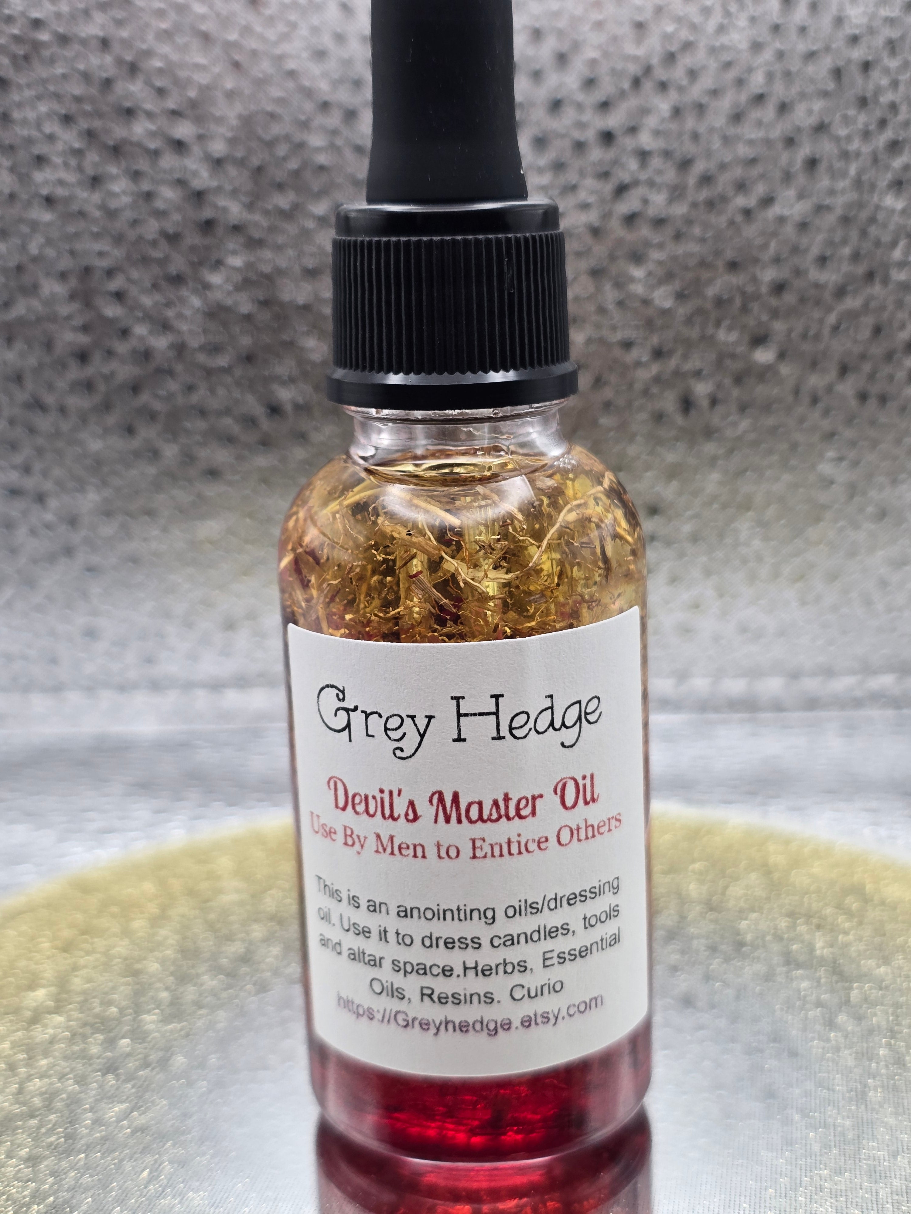 Devil's Master Ritual Oil – Grey Hedge